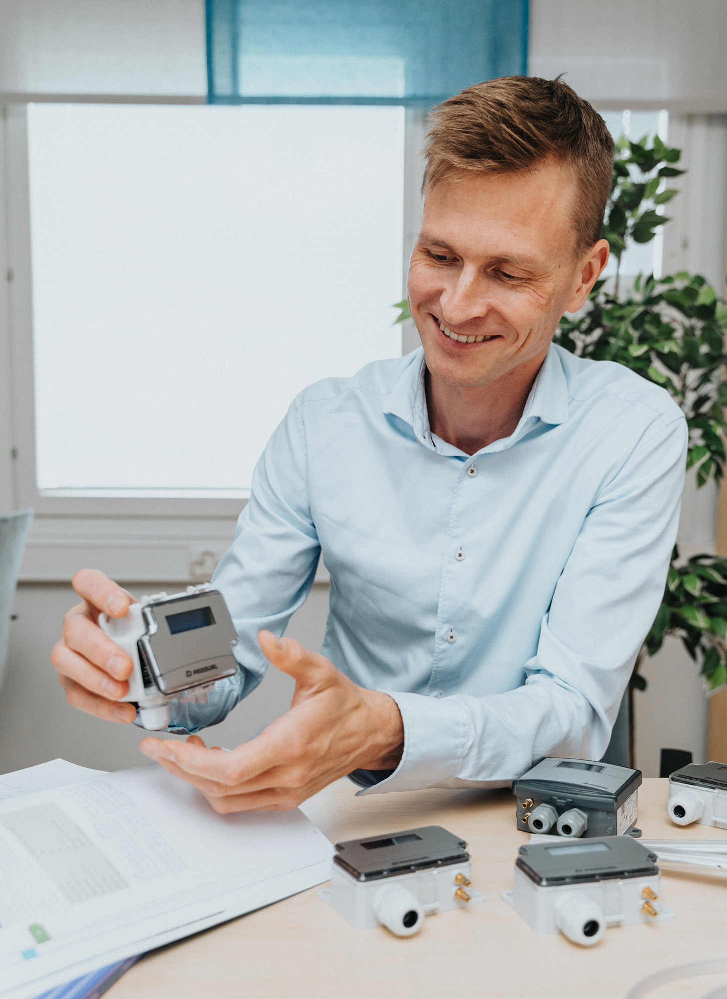 Renewed DPI differential pressure switch » HK Instruments - User-friendly measuring devices